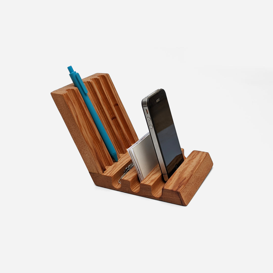 Groovy desk organizer - Formr